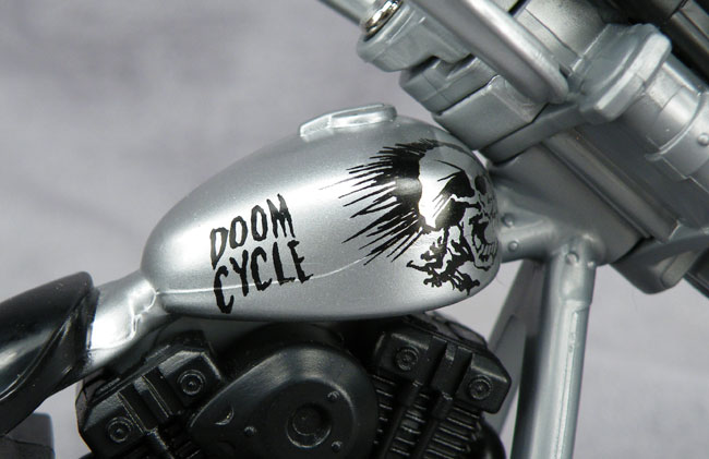 G.I. Joe: The Pursuit of COBRA - Doom Cycle w/ Storm Rider