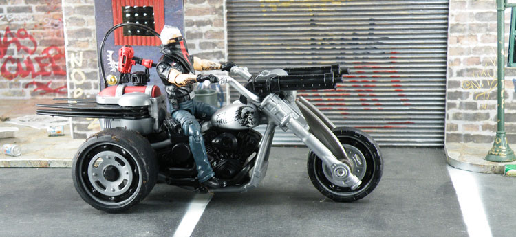 G.I. Joe: The Pursuit of COBRA - Doom Cycle w/ Storm Rider